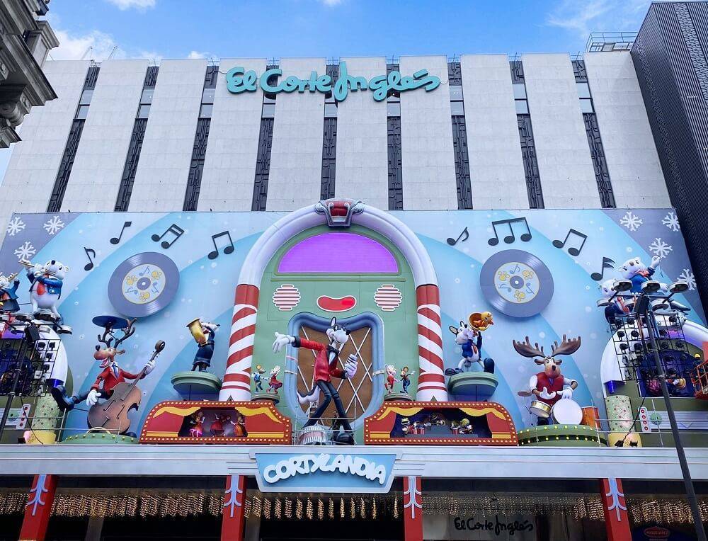 Cortylandia 2022/2023 en El Corte Inglés de Preciados y luces de ... Cortylandia 2022/2023 en El Corte Inglés de Preciados y luces de ...